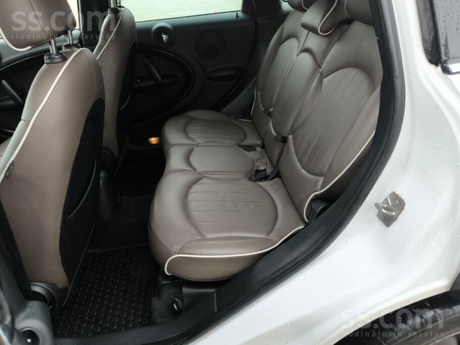 White MINI Countryman 2011 in Ludza, with an engine capacity of 1.60 L and mileage of 220 thousand km for 6400 €, photo 16 on AUTOMOTO.COM.LV
