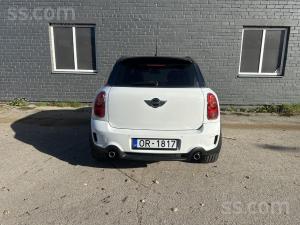 Balts MINI Countryman 2011 Tukums, ar dzinēja tilpumu 1.60 L un nobraukumu 172 tūkst. km par 6800 €, foto 3 vietnē AUTOMOTO.COM.LV