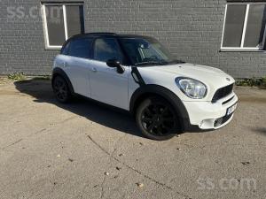 Balts MINI Countryman 2011 Tukums, ar dzinēja tilpumu 1.60 L un nobraukumu 172 tūkst. km par 6800 €, foto 4 vietnē AUTOMOTO.COM.LV