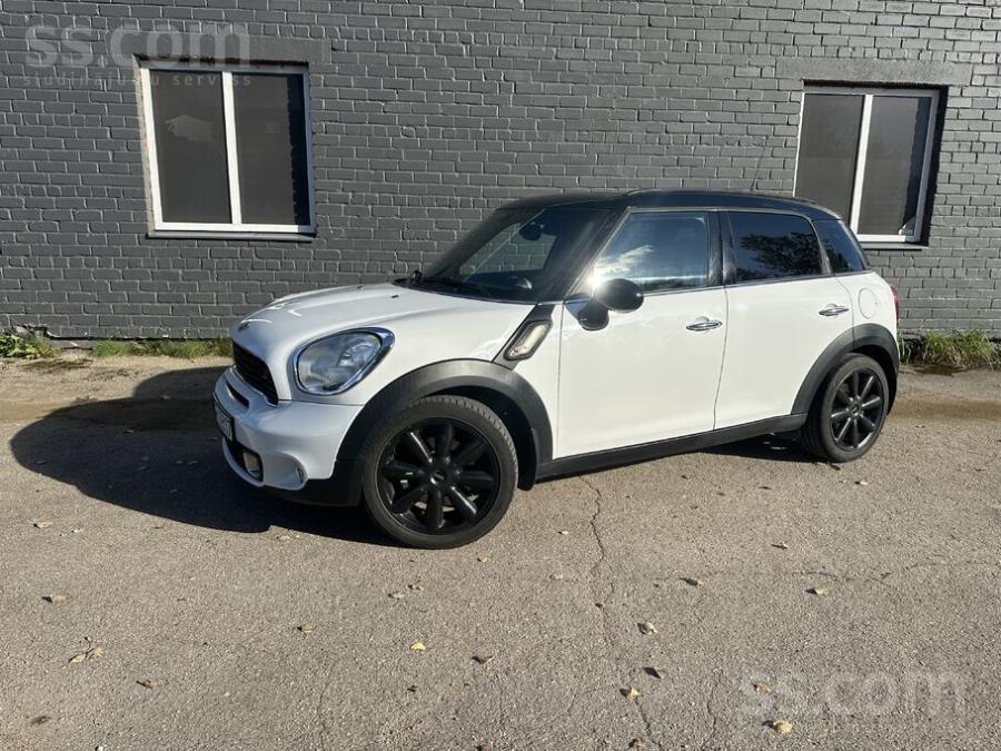 Balts MINI Countryman 2011 Tukums, ar dzinēja tilpumu 1.60 L un nobraukumu 172 tūkst. km par 6800 €, foto 5 vietnē AUTOMOTO.COM.LV