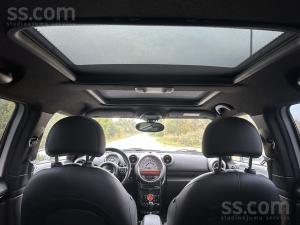 Balts MINI Countryman 2011 Tukums, ar dzinēja tilpumu 1.60 L un nobraukumu 172 tūkst. km par 6800 €, foto 12 vietnē AUTOMOTO.COM.LV
