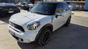White MINI Countryman 2012 in Panevezys, with an engine capacity of 2.00 L and mileage of 195 thousand km for 7200 €, photo  on AUTOMOTO.COM.LV