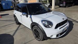 Balts MINI Countryman 2012 Panevēža, ar dzinēja tilpumu 2.00 L un nobraukumu 195 tūkst. km par 7200 €, foto 5 vietnē AUTOMOTO.COM.LV