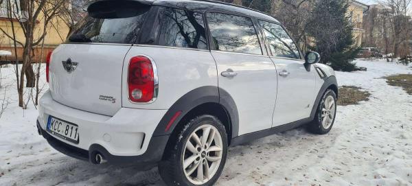 Balts MINI Countryman 2012 Viļņa, ar dzinēja tilpumu 1.60 L un nobraukumu 198 tūkst. km par 5500 €, foto 4 vietnē AUTOMOTO.COM.LV