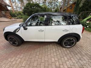 Balts MINI Countryman 2012 Daugavpils, ar dzinēja tilpumu 2.00 L un nobraukumu 168 tūkst. km par 6800 €, foto 7 vietnē AUTOMOTO.COM.LV