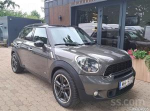 White MINI Countryman 2013 in Riga, with an engine capacity of 2.00 L and mileage of 0 thousand km for 6900 €, photo  on AUTOMOTO.COM.LV