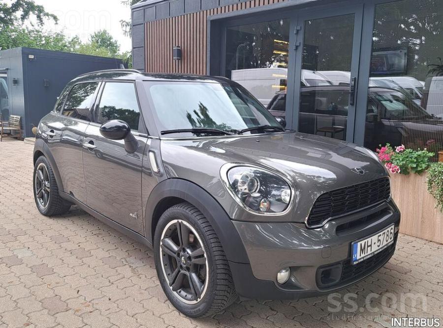 White MINI Countryman 2013 in Riga, with an engine capacity of 2.00 L and mileage of 0 thousand km for 6900 €, photo 1 on AUTOMOTO.COM.LV