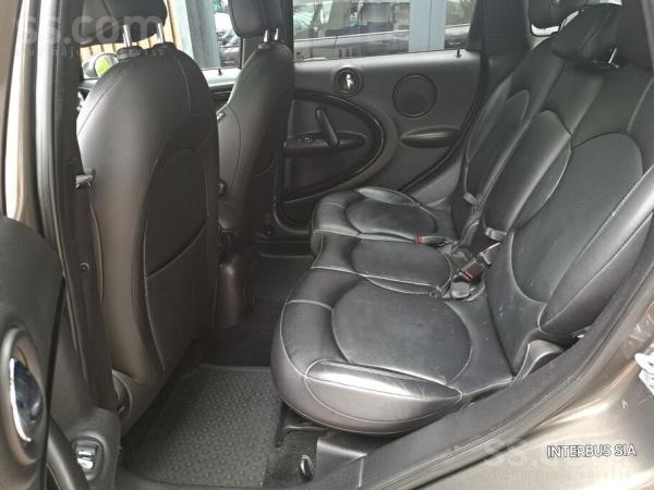 White MINI Countryman 2013 in Riga, with an engine capacity of 2.00 L and mileage of 0 thousand km for 6900 €, photo 10 on AUTOMOTO.COM.LV