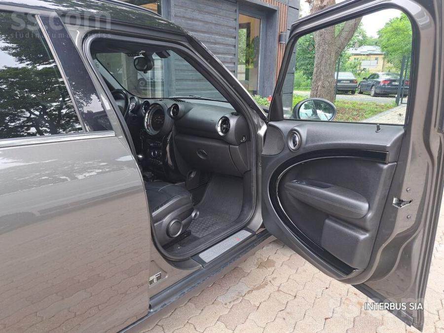 White MINI Countryman 2013 in Riga, with an engine capacity of 2.00 L and mileage of 0 thousand km for 6900 €, photo 14 on AUTOMOTO.COM.LV