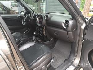 White MINI Countryman 2013 in Riga, with an engine capacity of 2.00 L and mileage of 0 thousand km for 6900 €, photo 15 on AUTOMOTO.COM.LV