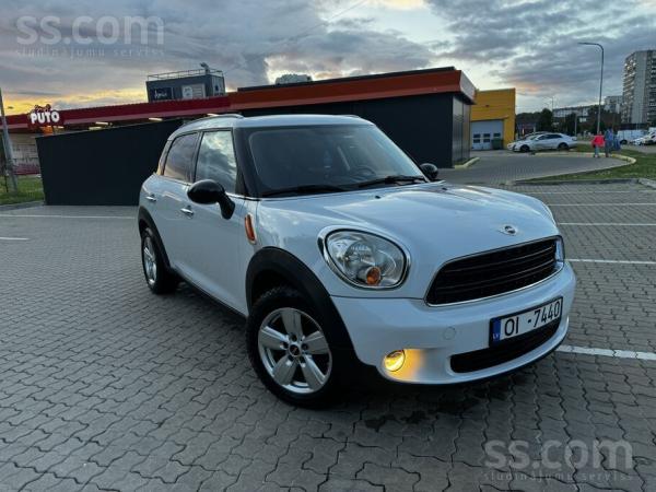 Balts MINI Countryman 2014 Rīga, ar dzinēja tilpumu 1.60 L un nobraukumu 180 tūkst. km par 6200 €, foto 1 vietnē AUTOMOTO.COM.LV