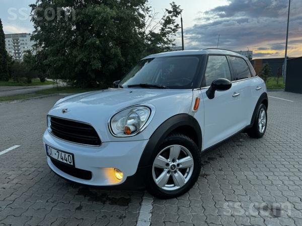 Balts MINI Countryman 2014 Rīga, ar dzinēja tilpumu 1.60 L un nobraukumu 180 tūkst. km par 6200 €, foto 3 vietnē AUTOMOTO.COM.LV