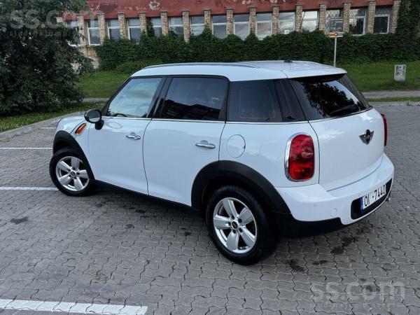 Balts MINI Countryman 2014 Rīga, ar dzinēja tilpumu 1.60 L un nobraukumu 180 tūkst. km par 6200 €, foto 4 vietnē AUTOMOTO.COM.LV