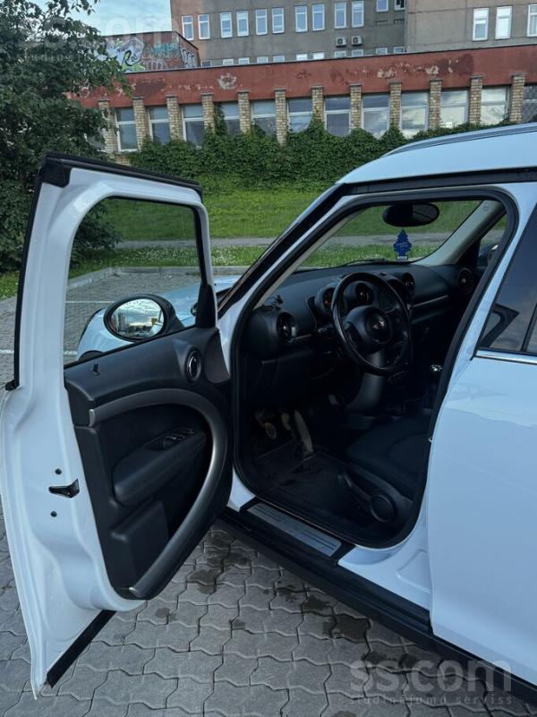 Balts MINI Countryman 2014 Rīga, ar dzinēja tilpumu 1.60 L un nobraukumu 180 tūkst. km par 6200 €, foto 9 vietnē AUTOMOTO.COM.LV