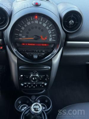 White MINI Countryman 2014 in Riga, with an engine capacity of 1.60 L and mileage of 180 thousand km for 6200 €, photo 14 on AUTOMOTO.COM.LV