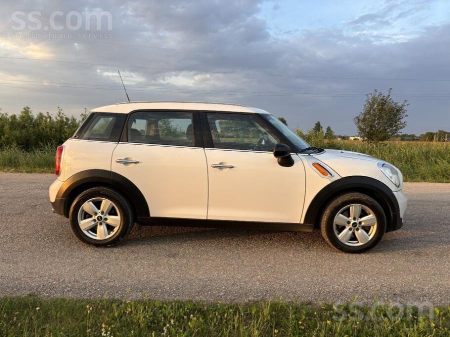 Balts MINI Countryman 2014 Rīga, ar dzinēja tilpumu 1.60 L un nobraukumu 206 tūkst. km par 5000 €, foto 3 vietnē AUTOMOTO.COM.LV