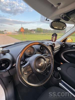 Balts MINI Countryman 2014 Rīga, ar dzinēja tilpumu 1.60 L un nobraukumu 206 tūkst. km par 5000 €, foto 12 vietnē AUTOMOTO.COM.LV