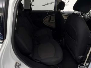 White MINI Countryman 2014 in Vilnius, with an engine capacity of 2.00 L and mileage of 192 thousand km for 5990 €, photo 12 on AUTOMOTO.COM.LV