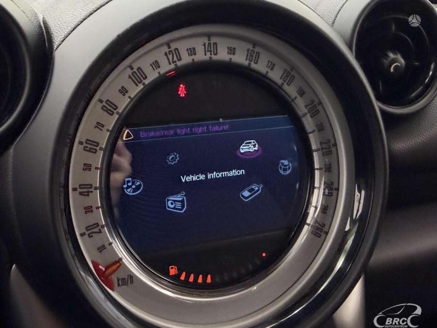 White MINI Countryman 2014 in Vilnius, with an engine capacity of 2.00 L and mileage of 192 thousand km for 5990 €, photo 30 on AUTOMOTO.COM.LV