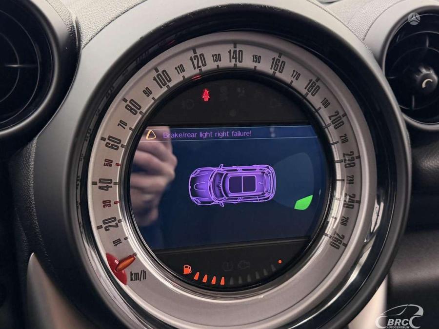 White MINI Countryman 2014 in Vilnius, with an engine capacity of 2.00 L and mileage of 192 thousand km for 5990 €, photo 31 on AUTOMOTO.COM.LV