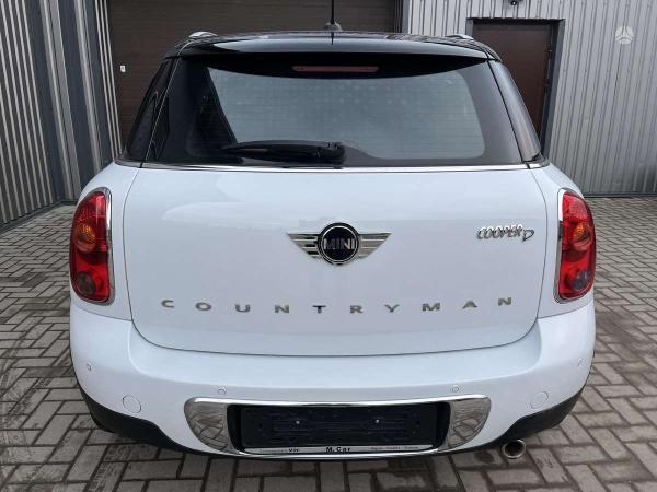 White MINI Countryman 2016 in Telschi, with an engine capacity of 2.00 L and mileage of 88 thousand km for 8299 €, photo 8 on AUTOMOTO.COM.LV