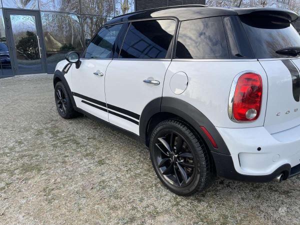 Balts MINI Countryman 2016 Kauņa, ar dzinēja tilpumu 1.60 L un nobraukumu 147 tūkst. km par 9990 €, foto 7 vietnē AUTOMOTO.COM.LV