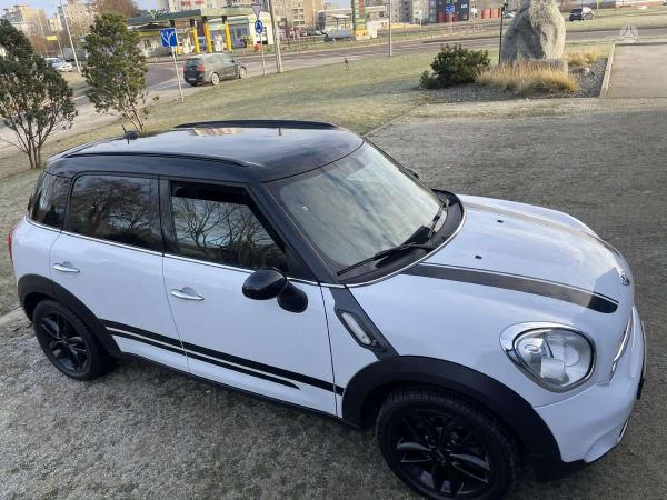 Balts MINI Countryman 2016 Kauņa, ar dzinēja tilpumu 1.60 L un nobraukumu 147 tūkst. km par 9990 €, foto 10 vietnē AUTOMOTO.COM.LV