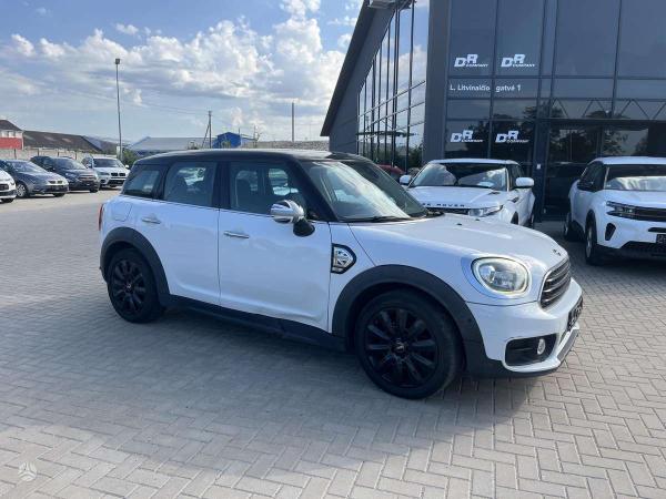 Balts MINI Countryman 2018 Tauragė, ar dzinēja tilpumu 2.00 L un nobraukumu 300 tūkst. km par 7600 €, foto 1 vietnē AUTOMOTO.COM.LV
