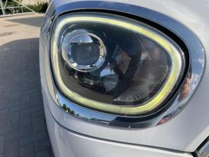 White MINI Countryman 2018 in Taurage, with an engine capacity of 2.00 L and mileage of 300 thousand km for 7600 €, photo 13 on AUTOMOTO.COM.LV