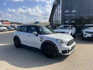 White MINI Countryman 2018 in Taurage, with an engine capacity of 2.00 L and mileage of 300 thousand km for 7600 €, photo 15 on AUTOMOTO.COM.LV