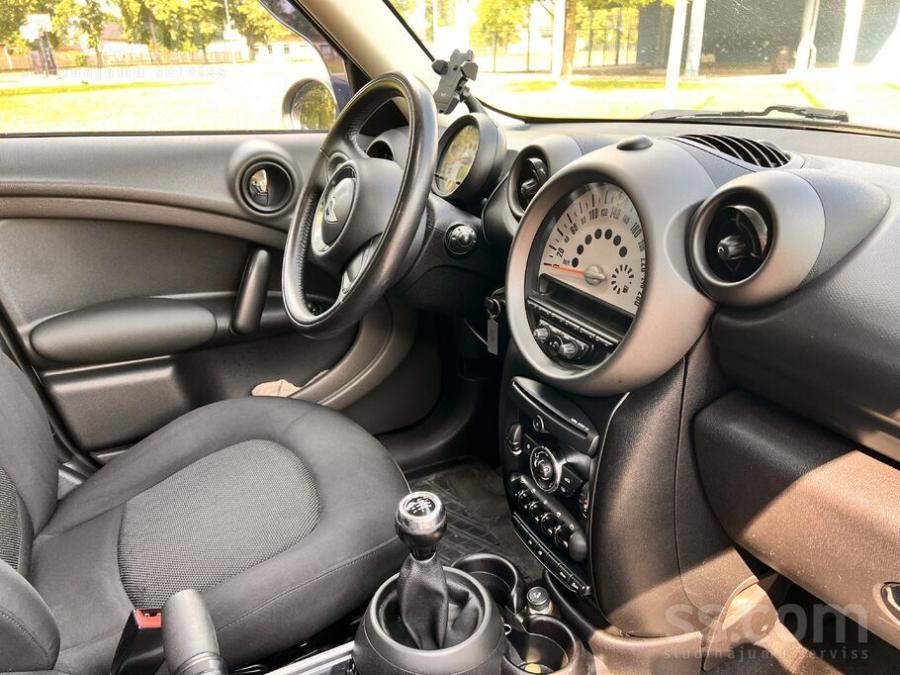Balts MINI Countryman 2011 Jelgava, ar dzinēja tilpumu 1.60 L un nobraukumu 169 tūkst. km par 5500 €, foto 3 vietnē AUTOMOTO.COM.LV
