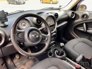 Balts MINI Countryman 2011 Jelgava, ar dzinēja tilpumu 1.60 L un nobraukumu 169 tūkst. km par 5500 €, foto 4 vietnē AUTOMOTO.COM.LV