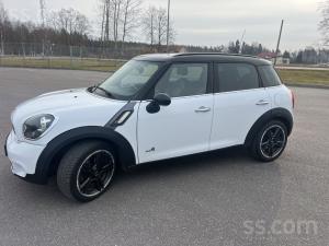 Balts MINI Countryman 2014 Rīga, ar dzinēja tilpumu 2.00 L un nobraukumu 235 tūkst. km par 7500 €, foto  vietnē AUTOMOTO.COM.LV