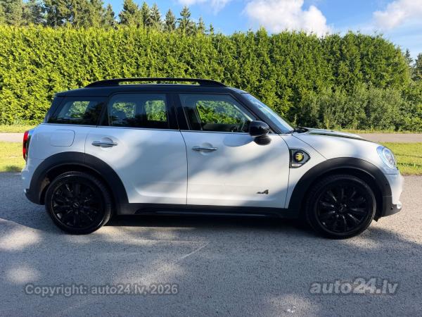 White MINI Countryman 2019 in Tallinn, with an engine capacity of 1.50 L and mileage of 63 thousand km for 17900 €, photo 7 on AUTOMOTO.COM.LV
