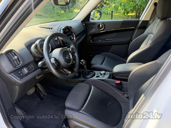 White MINI Countryman 2019 in Tallinn, with an engine capacity of 1.50 L and mileage of 63 thousand km for 17900 €, photo 8 on AUTOMOTO.COM.LV