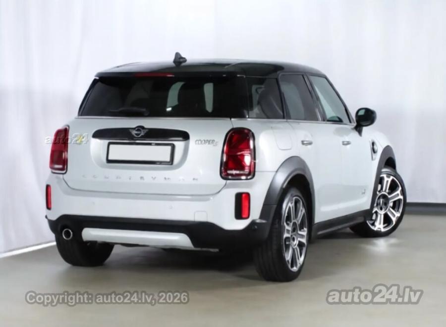 White MINI Countryman 2021 in Tallinn, with an engine capacity of 1.50 L and mileage of 48 thousand km for 28400 €, photo 5 on AUTOMOTO.COM.LV