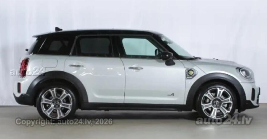 White MINI Countryman 2021 in Tallinn, with an engine capacity of 1.50 L and mileage of 48 thousand km for 28400 €, photo 7 on AUTOMOTO.COM.LV