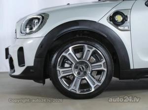 White MINI Countryman 2021 in Tallinn, with an engine capacity of 1.50 L and mileage of 48 thousand km for 28400 €, photo 12 on AUTOMOTO.COM.LV