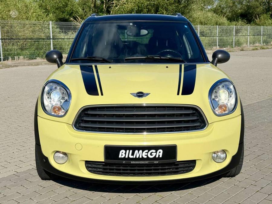 Yellow MINI Countryman 2012 in Marijampole, with an engine capacity of 1.60 L and mileage of 233 thousand km for 4400 €, photo 4 on AUTOMOTO.COM.LV