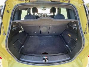 Yellow MINI Countryman 2012 in Marijampole, with an engine capacity of 1.60 L and mileage of 233 thousand km for 4400 €, photo 12 on AUTOMOTO.COM.LV