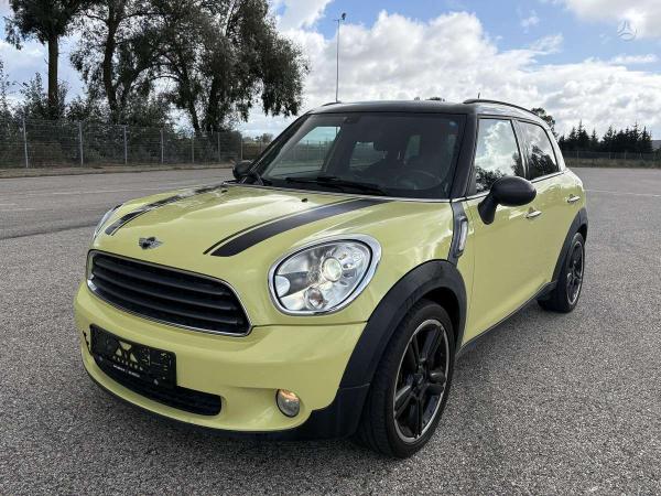 Yellow MINI Countryman 2012 in Marijampole, with an engine capacity of 1.60 L and mileage of 233 thousand km for 3800 €, photo 5 on AUTOMOTO.COM.LV