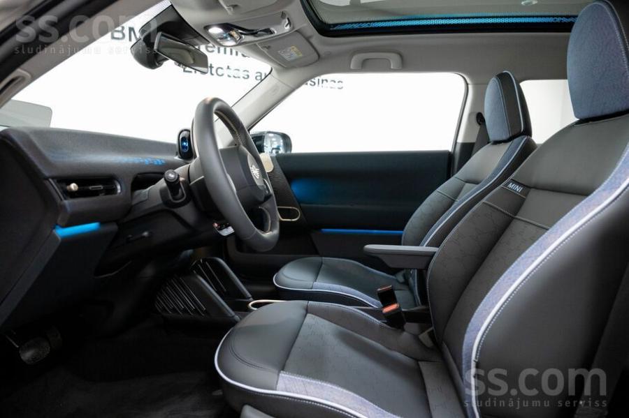 Pelēks MINI Hatch 2025 Rīga, ar dzinēja tilpumu 0.00 L un nobraukumu 4 tūkst. km par 35500 €, foto 3 vietnē AUTOMOTO.COM.LV