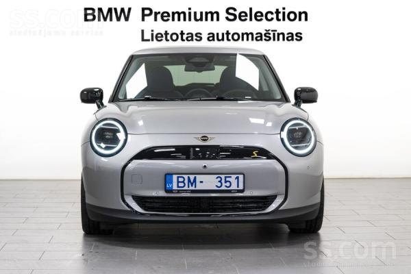 Pelēks MINI Hatch 2025 Rīga, ar dzinēja tilpumu 0.00 L un nobraukumu 4 tūkst. km par 35500 €, foto 4 vietnē AUTOMOTO.COM.LV