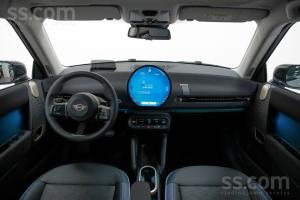 Pelēks MINI Hatch 2025 Rīga, ar dzinēja tilpumu 0.00 L un nobraukumu 4 tūkst. km par 35500 €, foto 6 vietnē AUTOMOTO.COM.LV