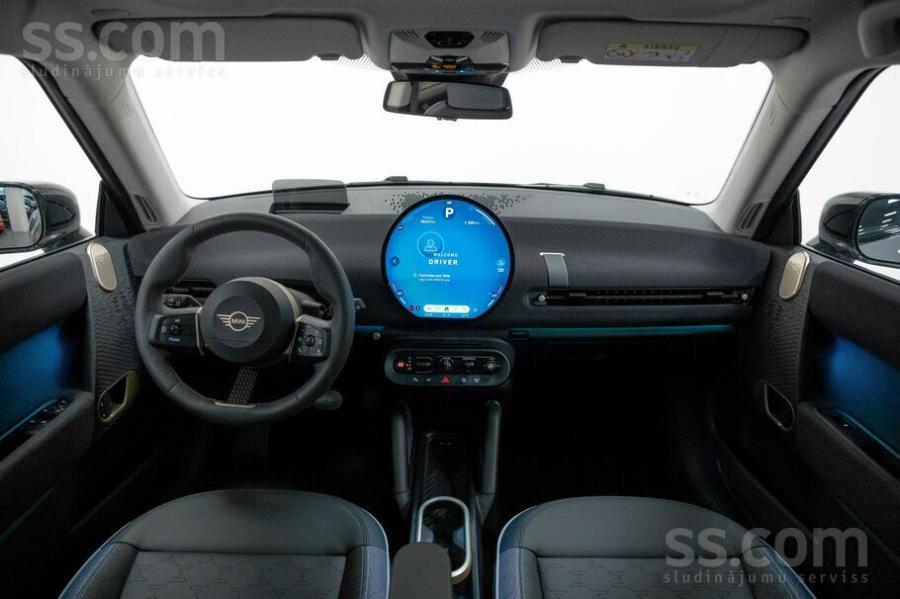 Pelēks MINI Hatch 2025 Rīga, ar dzinēja tilpumu 0.00 L un nobraukumu 4 tūkst. km par 35500 €, foto 6 vietnē AUTOMOTO.COM.LV