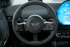 Pelēks MINI Hatch 2026 Rīga, ar dzinēja tilpumu 1.50 L un nobraukumu 17 tūkst. km par 40900 €, foto 15 vietnē AUTOMOTO.COM.LV
