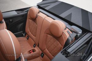 Zaļš MINI John Cooper Works 2022 Tartu, ar dzinēja tilpumu 2.00 L un nobraukumu 24 tūkst. km par 30900 €, foto 14 vietnē AUTOMOTO.COM.LV