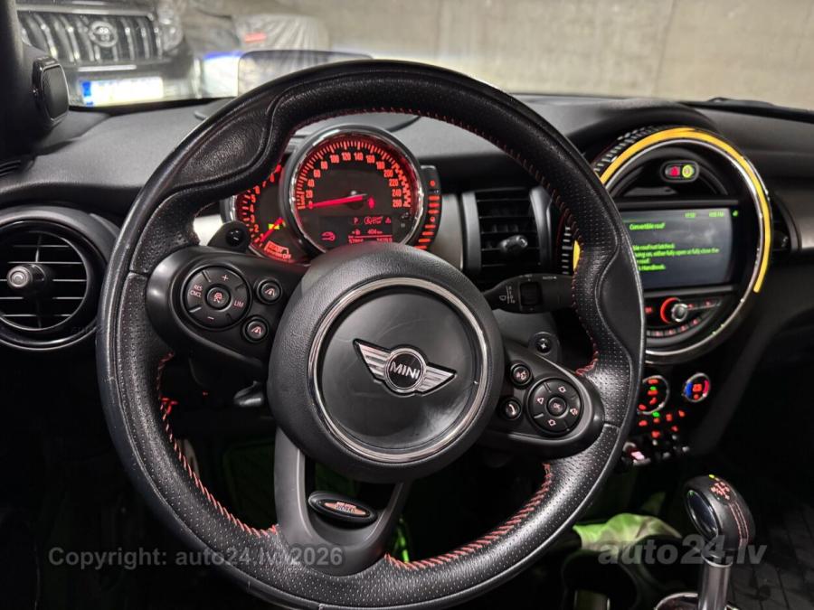 Pelēks MINI John Cooper Works 2017 Tallina, ar dzinēja tilpumu 2.00 L un nobraukumu 0 tūkst. km par 21000 €, foto 10 vietnē AUTOMOTO.COM.LV