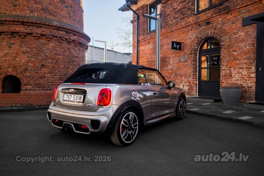 Grey MINI John Cooper Works 2017 in Tallinn, with an engine capacity of 2.00 L and mileage of 59 thousand km for 19500 €, photo 8 on AUTOMOTO.COM.LV