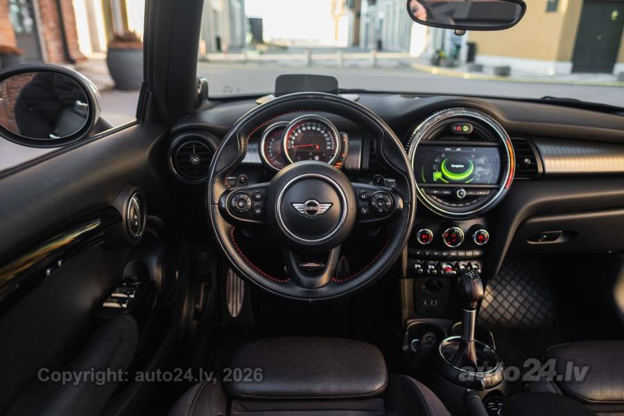 Grey MINI John Cooper Works 2017 in Tallinn, with an engine capacity of 2.00 L and mileage of 59 thousand km for 19500 €, photo 13 on AUTOMOTO.COM.LV